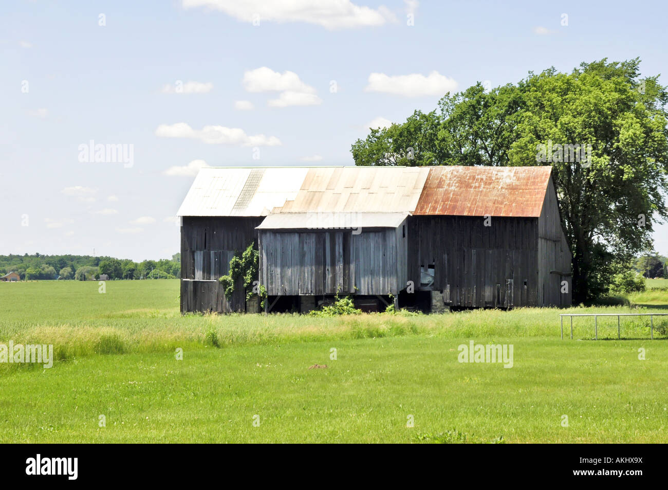 Rural wisconsin disused hi-res stock photography and images - Alamy