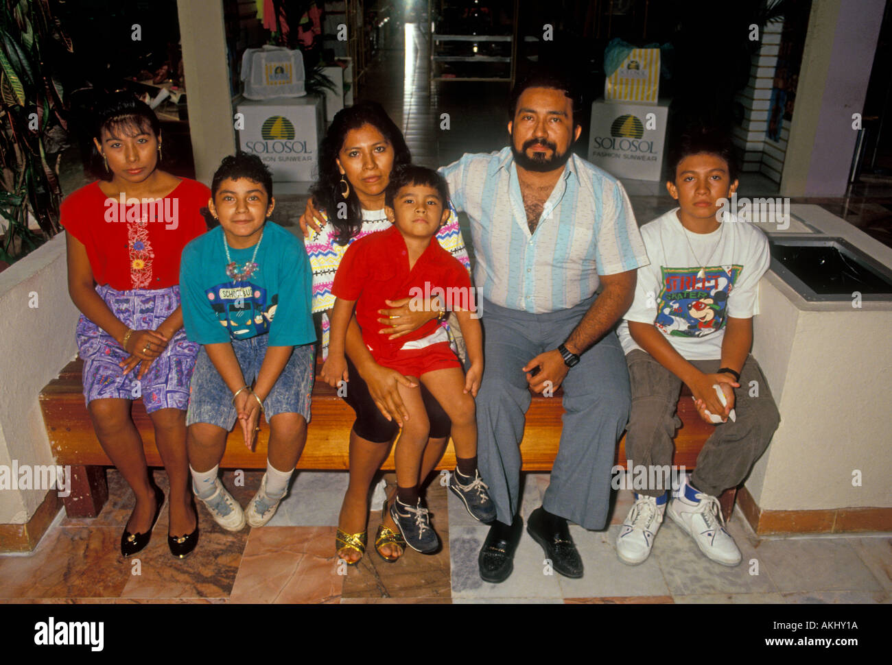 Mexican family, nuclear family, father, mother, children, Plaza ...