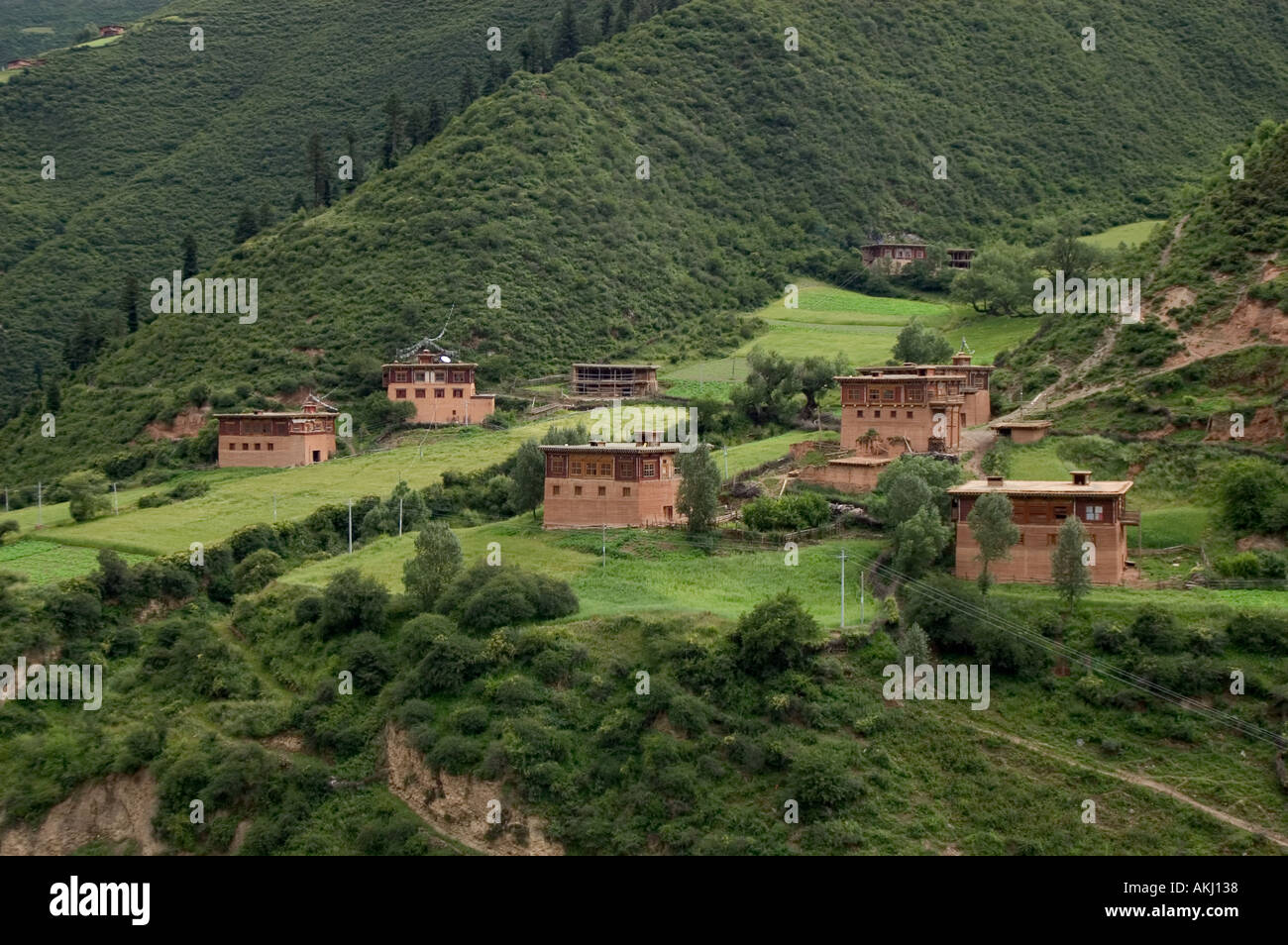 Traditional three story houses hi-res stock photography and images - Alamy