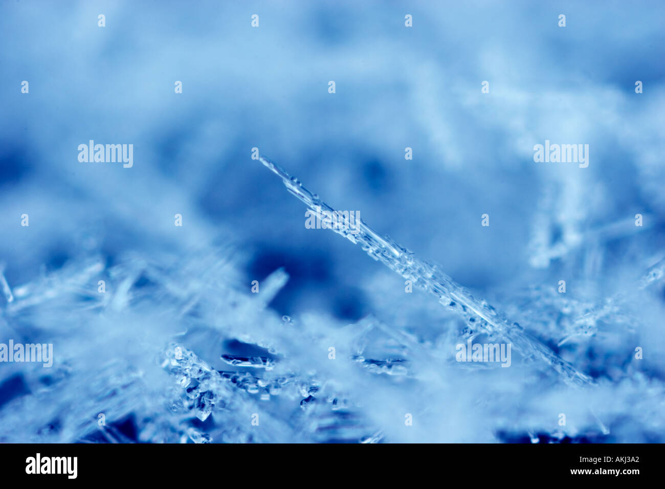 snow ice crystals Stock Photo - Alamy