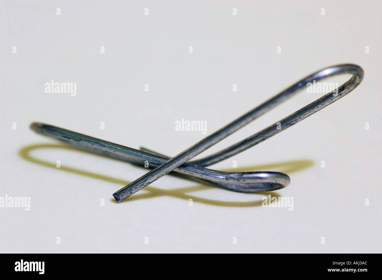 Bent paperclip hi-res stock photography and images - Alamy