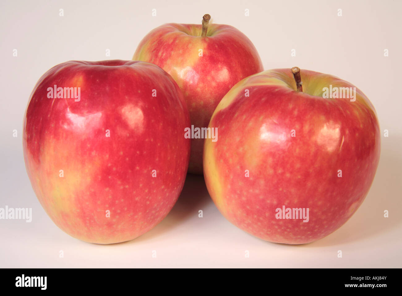 Cripps pink 3 three trio hi-res stock photography and images - Alamy