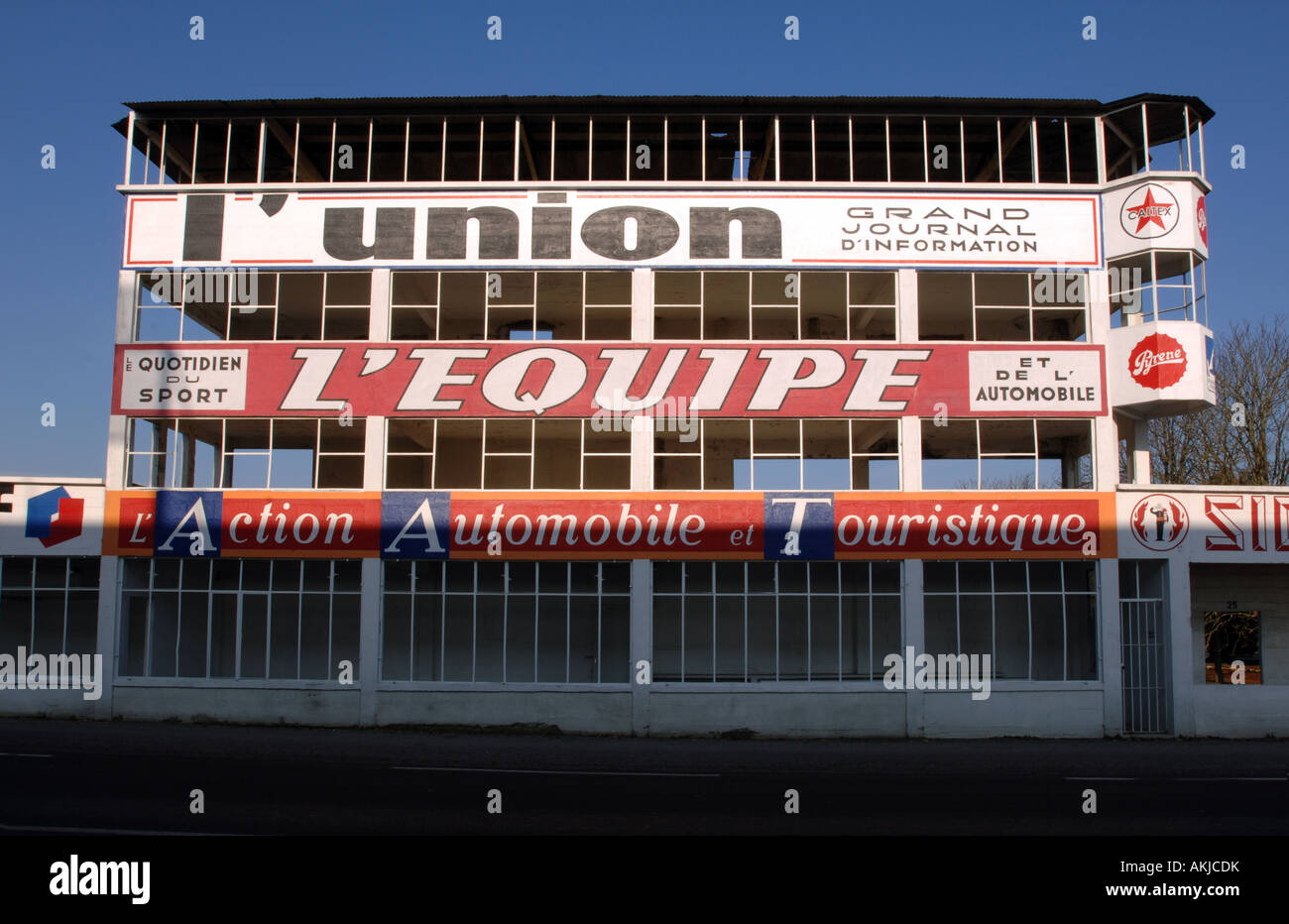 Reims Gueux historic motor circuit. The old pits and grandstand, some ...