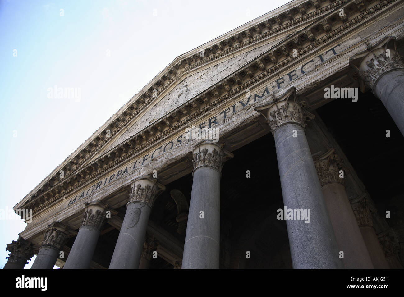 Tomb of raphael pantheon hi-res stock photography and images - Alamy