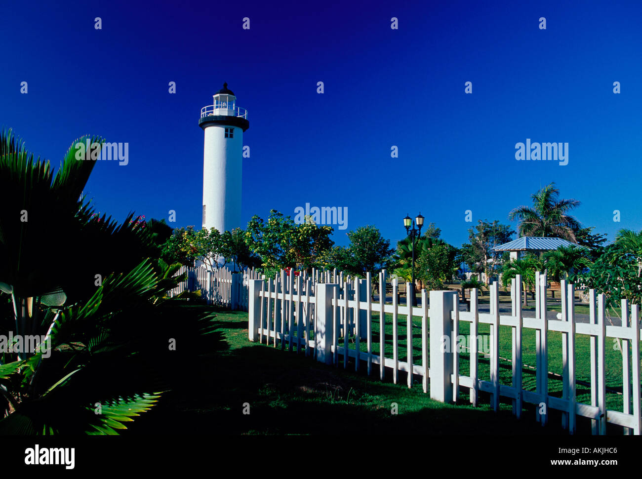 Punta Higuero Lighthouse, El Faro, lighthouse, unmanned lighthouse ...