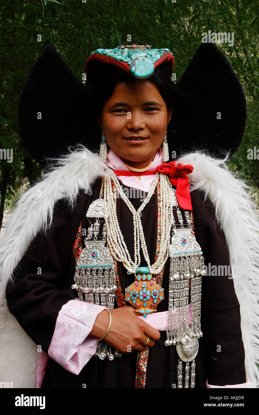 India, Jammu and Kashmir, Ladakh region, Indus valley, Ladhaki women ...