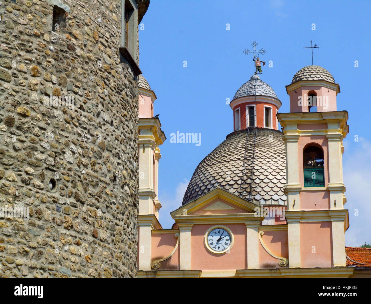 Foreshortening with Castello dei Fieschi and San Filippo Neri church ...