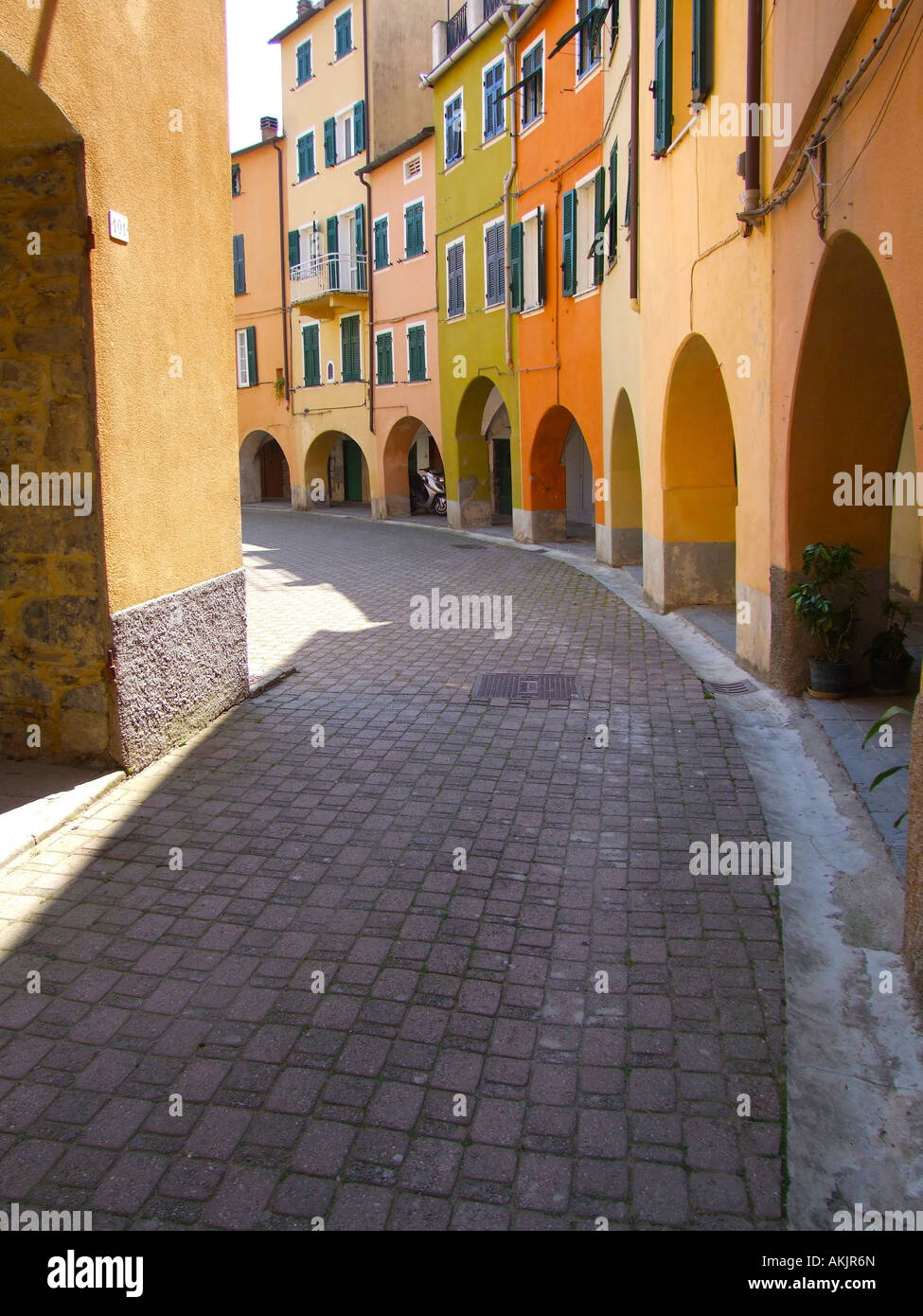 Main square, Borgo Rotondo historic centre, Varese Ligure, Ligury ...