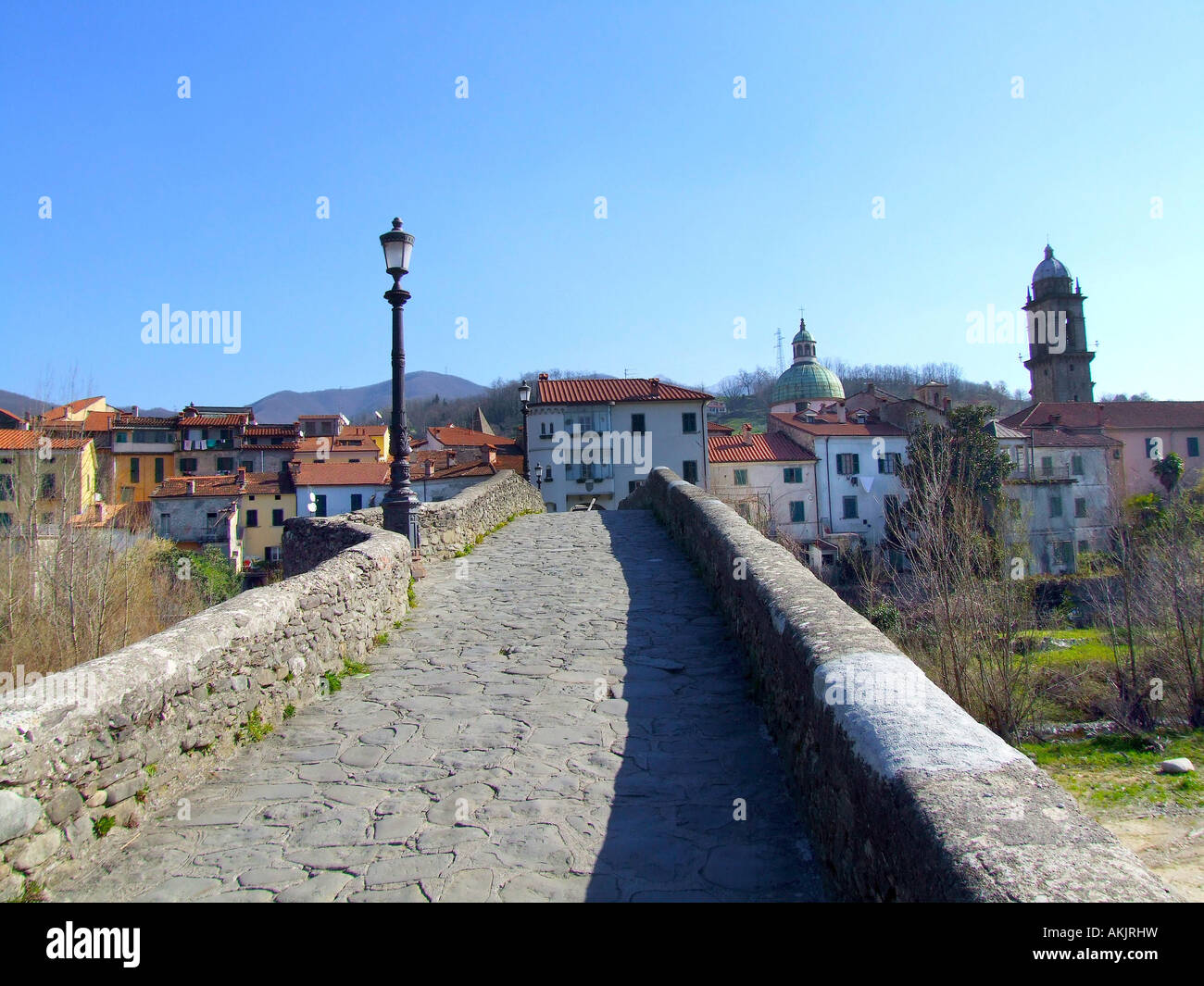 Ponte della Cresa bridge, Pontremoli, Tuscany, Italy Stock Photo - Alamy