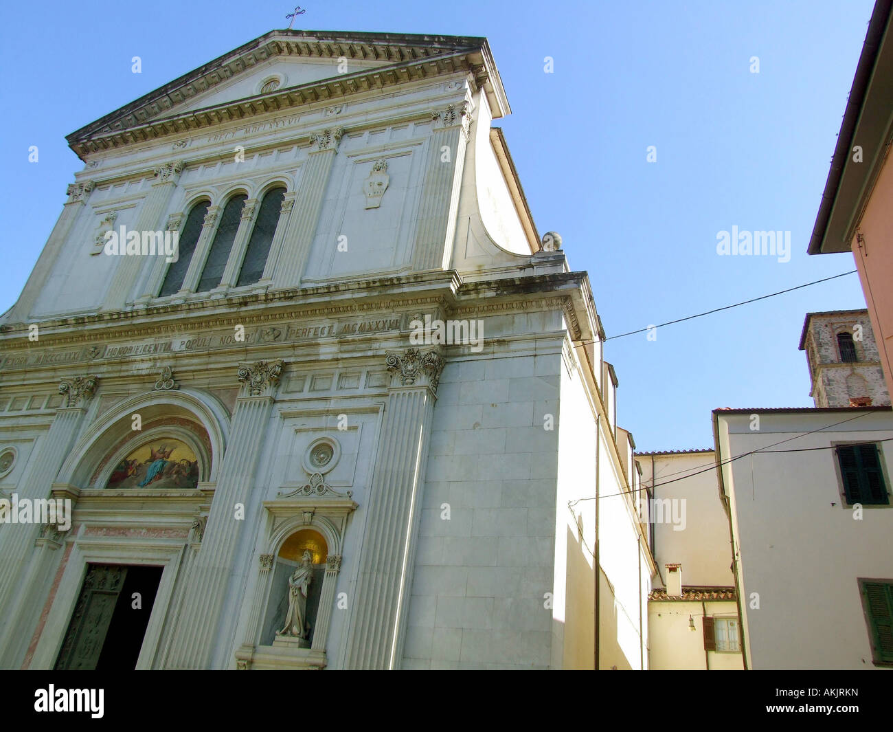 Pontremoli cathedral hi-res stock photography and images - Alamy