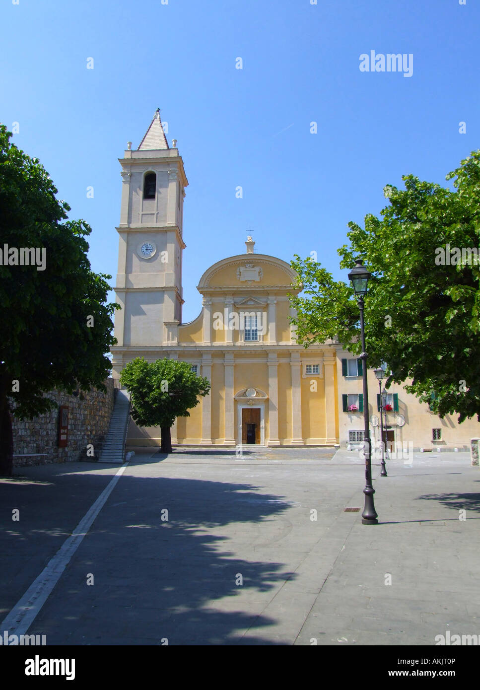 Vezzano ligure hi-res stock photography and images - Alamy