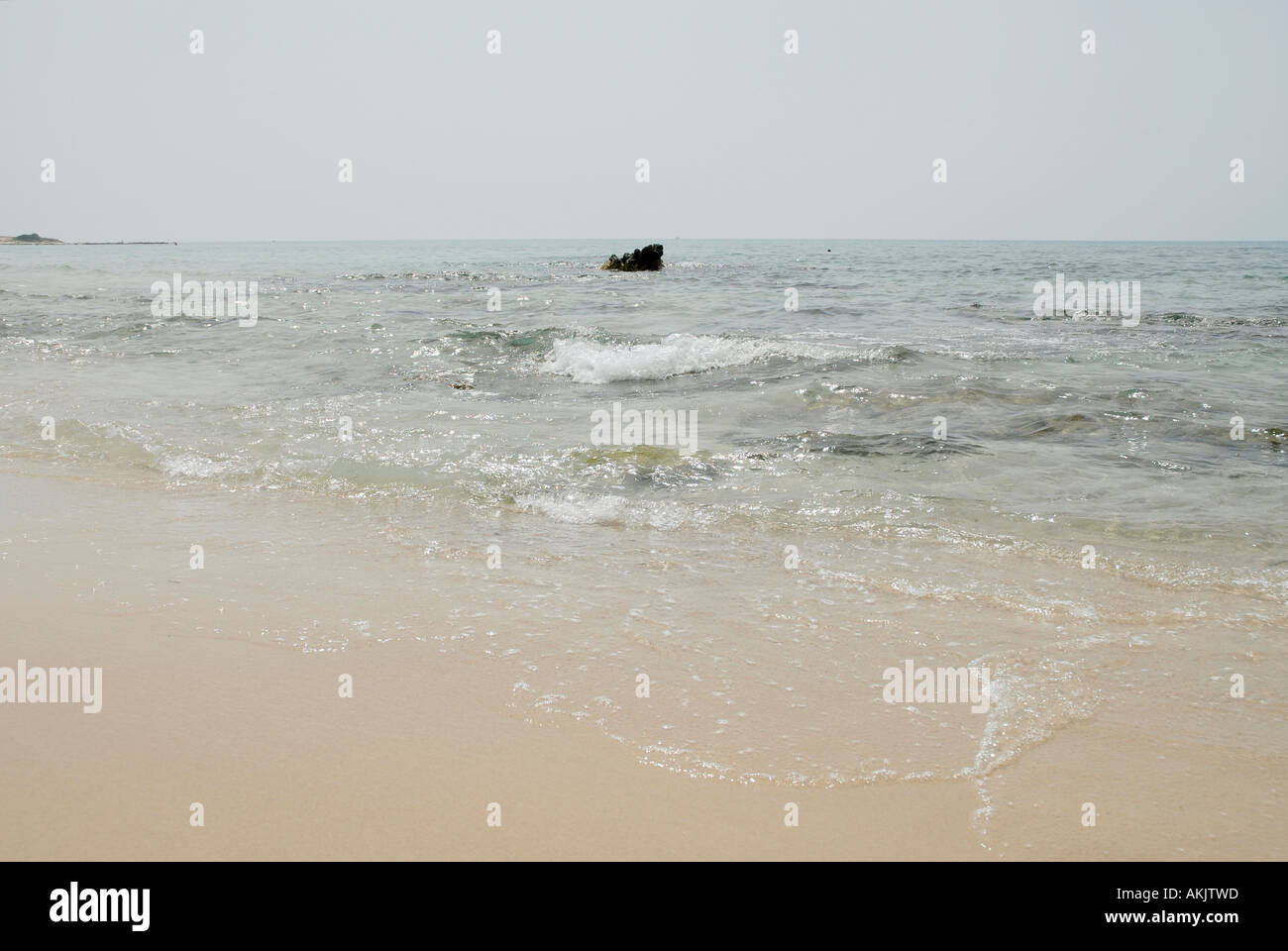 Thin layer of water on sand hi-res stock photography and images - Alamy