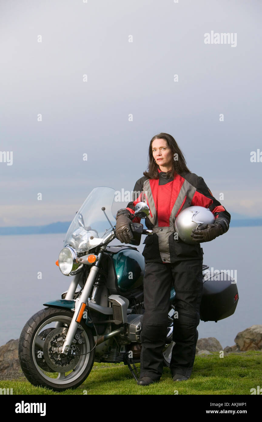 Woman pose motorcycle hi-res stock photography and images - Alamy