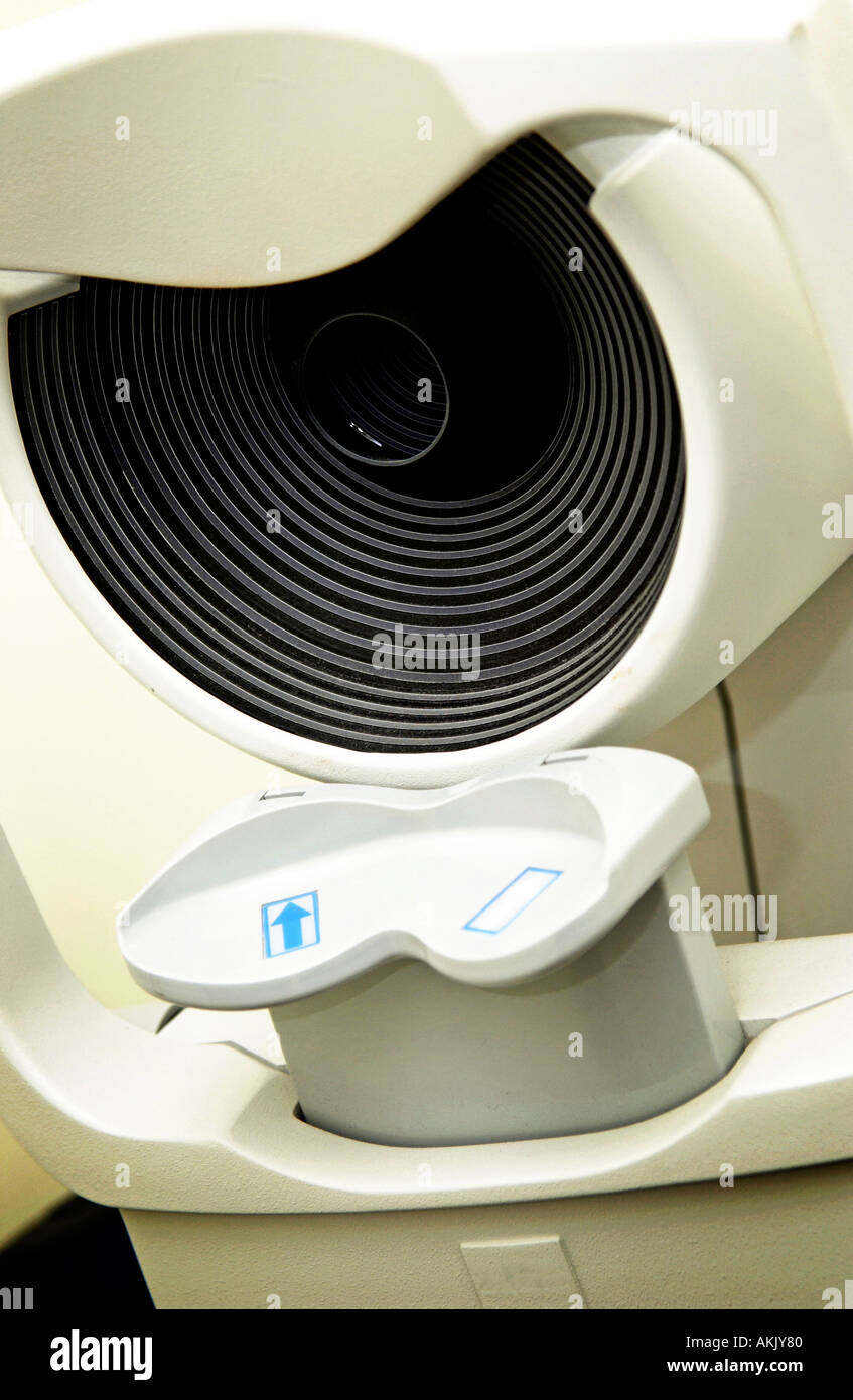 Glaucoma testing hi-res stock photography and images - Alamy