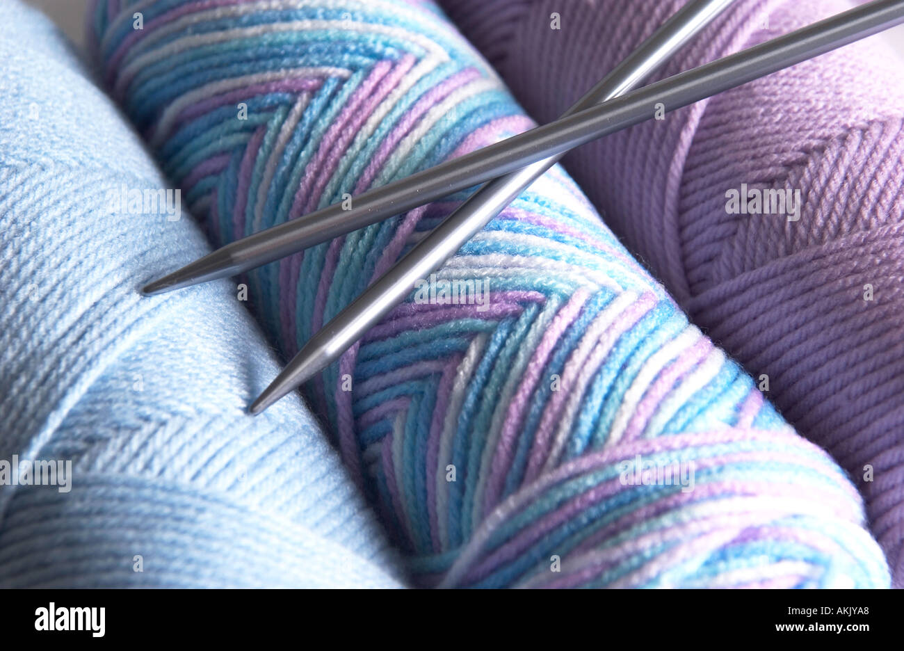 Knitting darning hi-res stock photography and images - Alamy