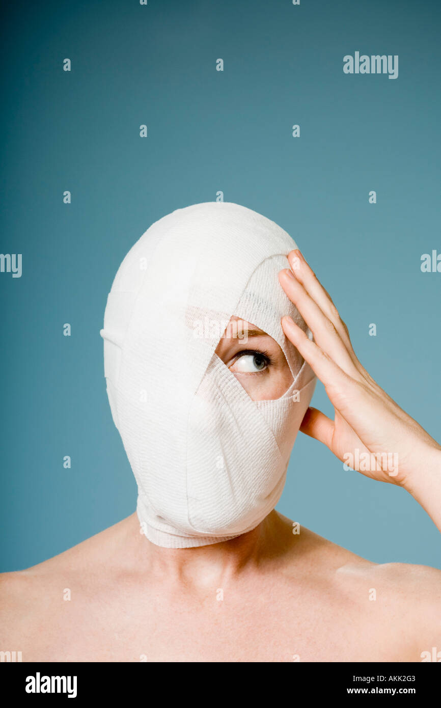 Bandage head hi-res stock photography and images - Alamy