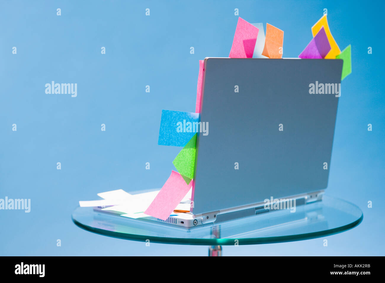 Laptop with sticky notes stuck to it Stock Photo - Alamy