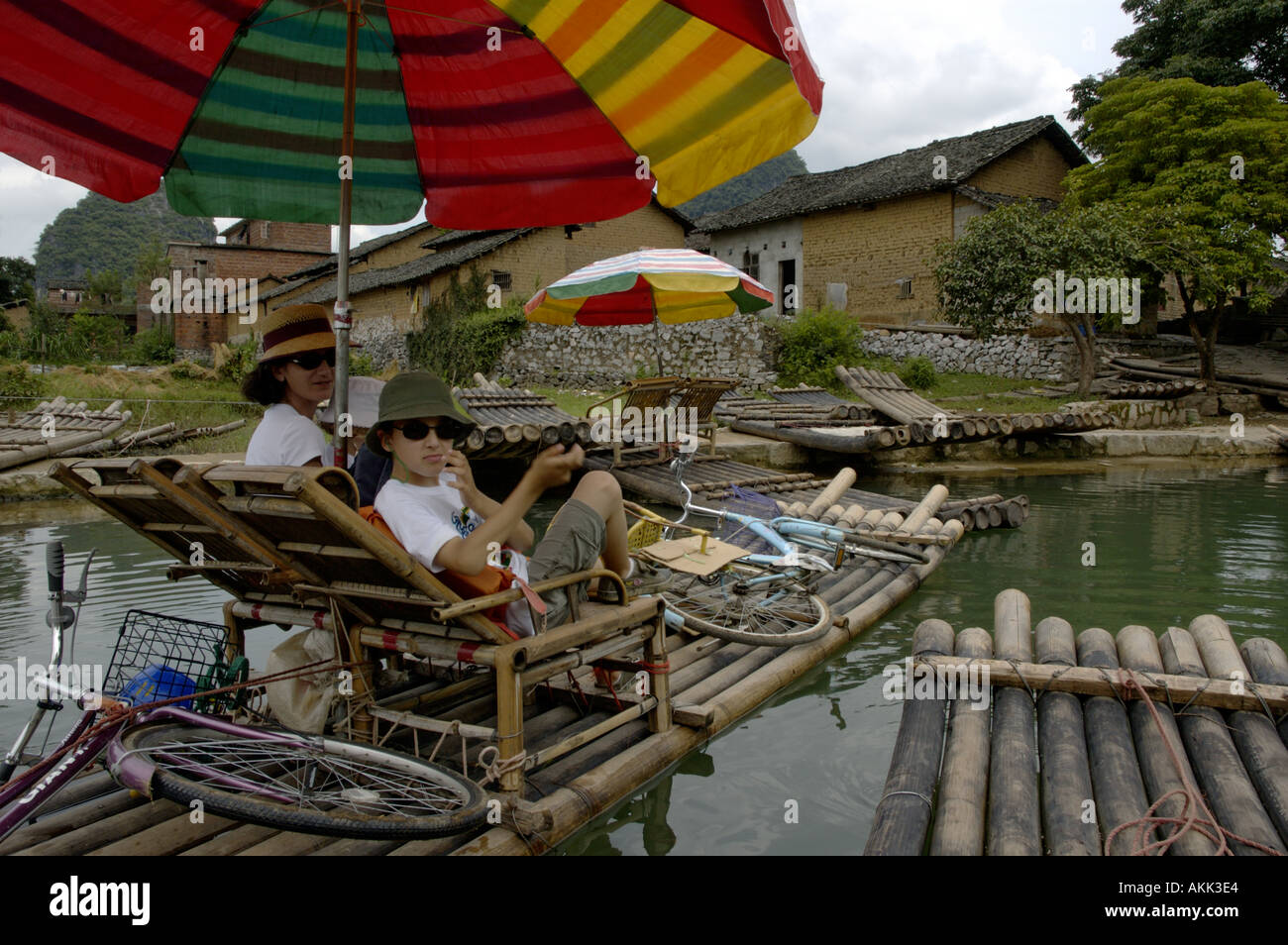 Bamboo raft china european hi-res stock photography and images - Alamy