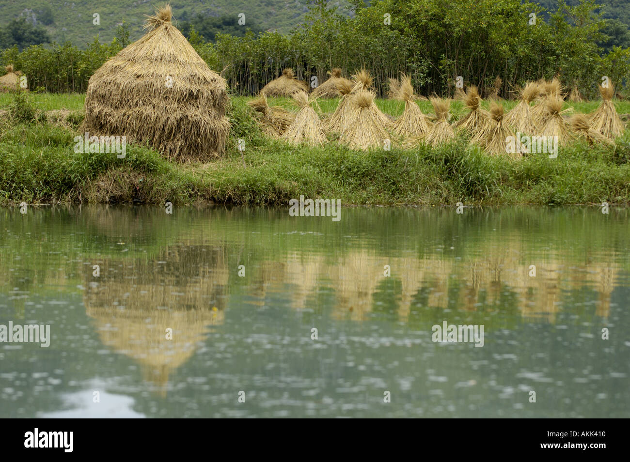 Yulong mini hi-res stock photography and images - Alamy