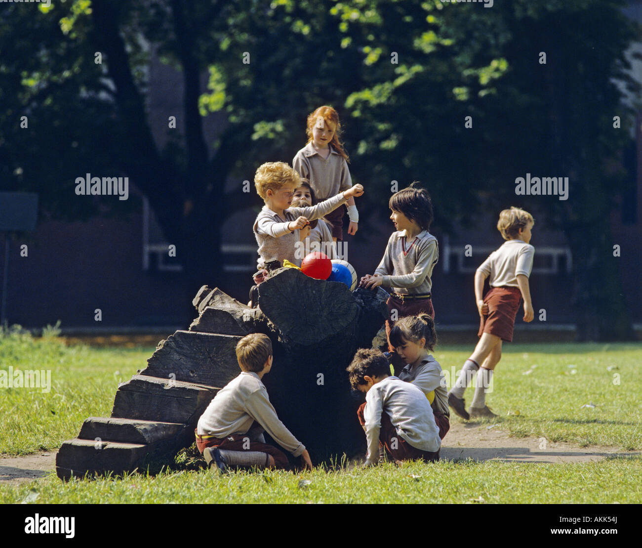 Happy children uk hi-res stock photography and images - Alamy