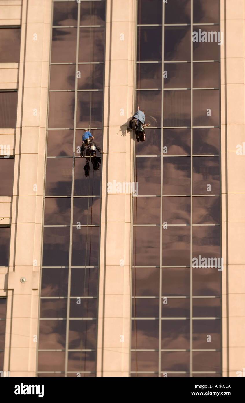 Window washers on a high rise building Stock Photo - Alamy