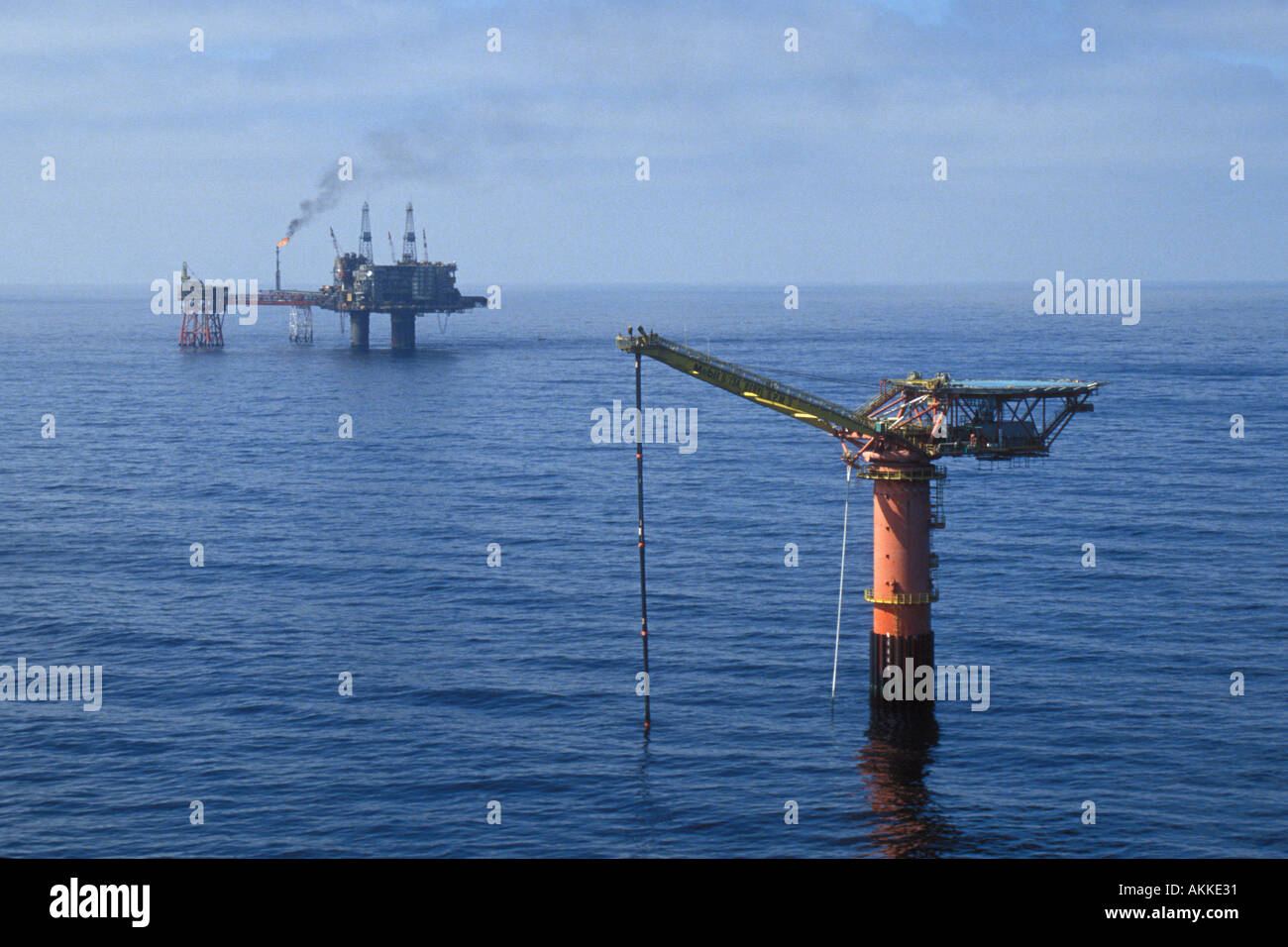 Beryl Alpha SPM loading arm Stock Photo - Alamy