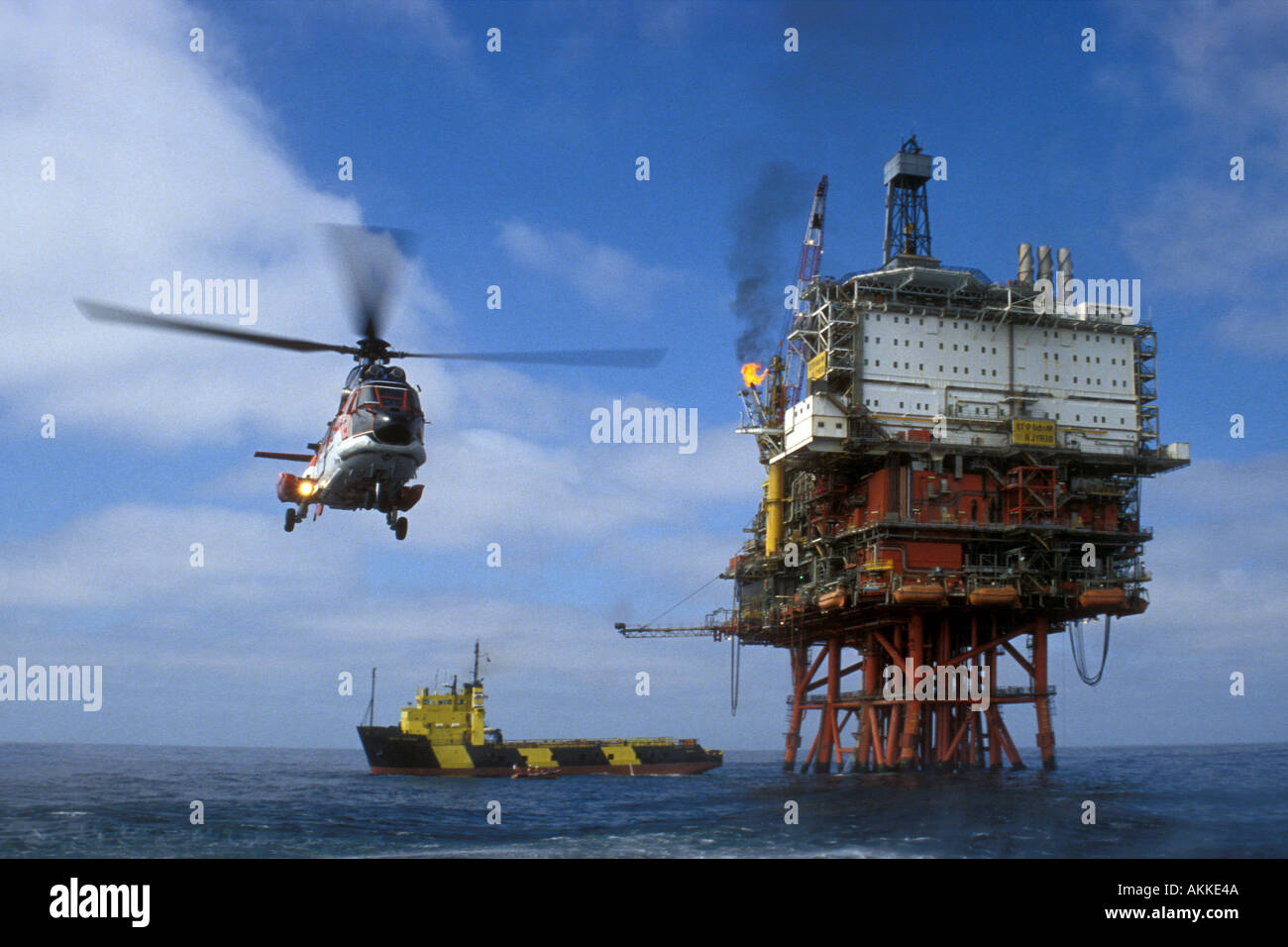Helicopter and supply boat at Beryl Bravo North Sea Stock Photo - Alamy