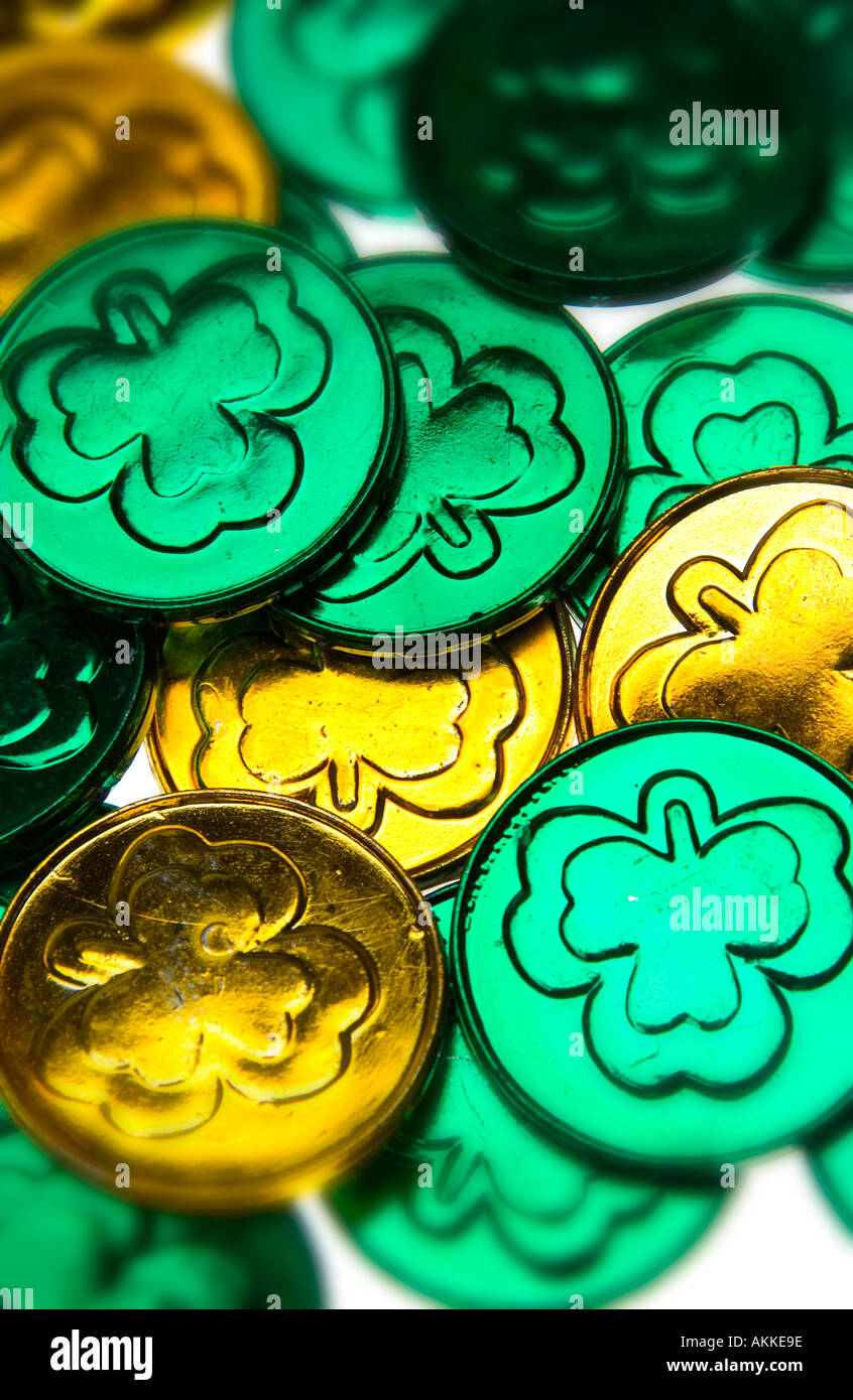 Gold coloured coins hi-res stock photography and images - Alamy