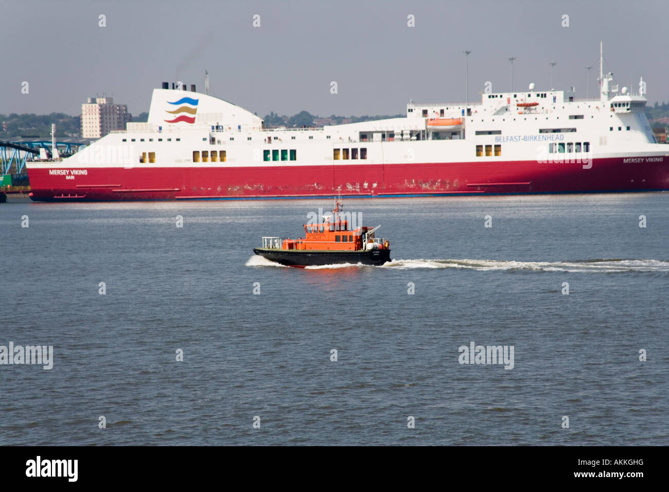 Liverpool pilot boat england hi-res stock photography and images - Alamy