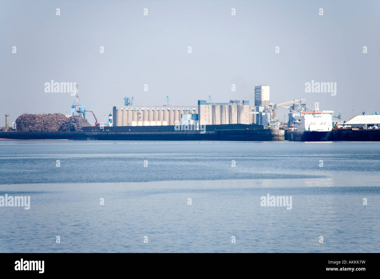 Liverpool bootle docks hi-res stock photography and images - Alamy
