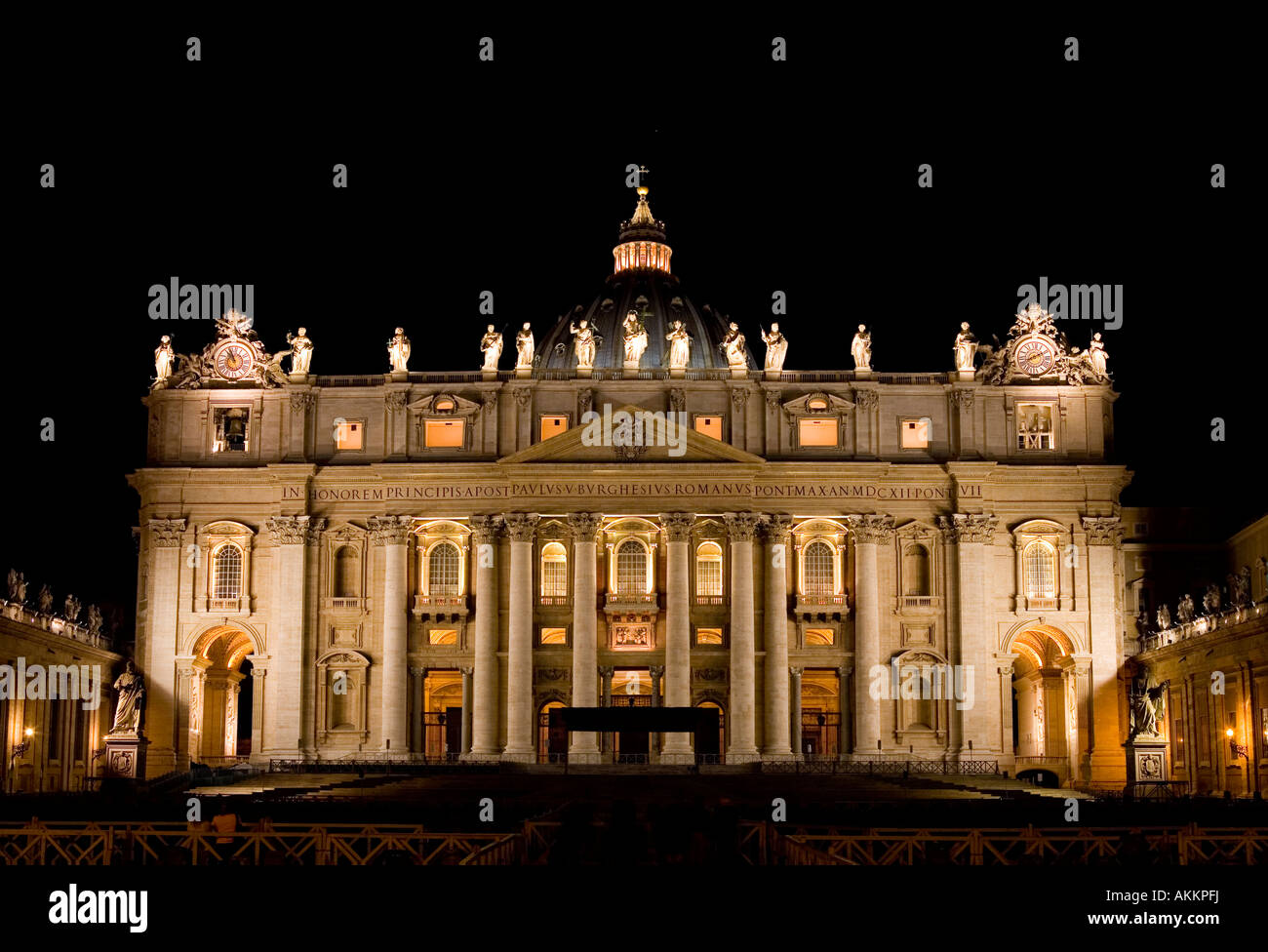 Vatican At Night Stock Photo - Alamy