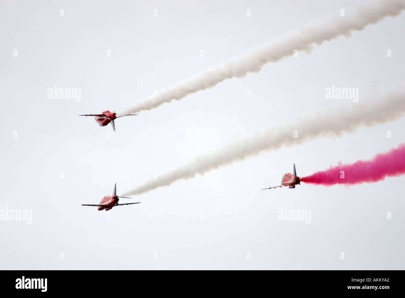 RAF Red Arrows BAE Hawk jet trainer aircraft inverted while painting ...