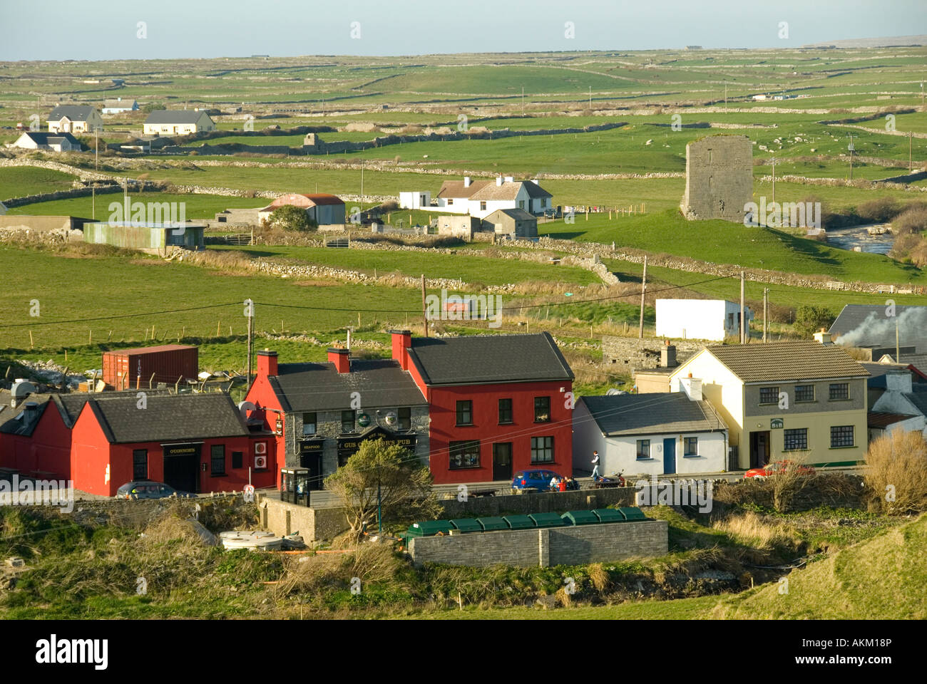 Village of doolin hi-res stock photography and images - Alamy