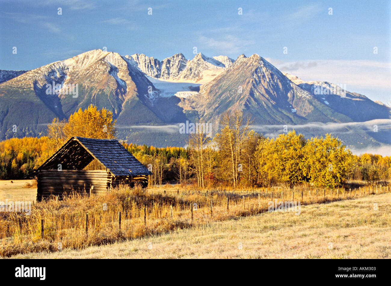 Hudson bay mountain hi-res stock photography and images - Alamy