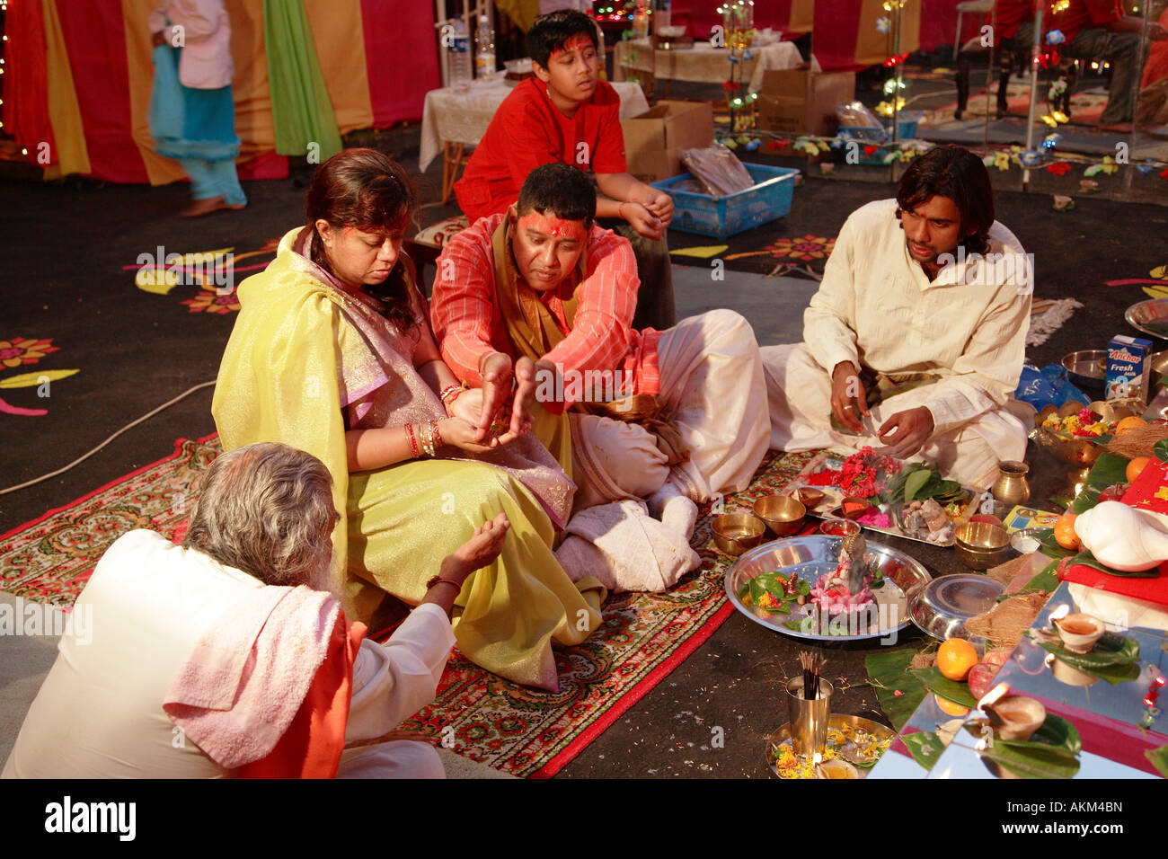 Mauritius Triolet Divali hindu festival religious ceremony Stock Photo ...