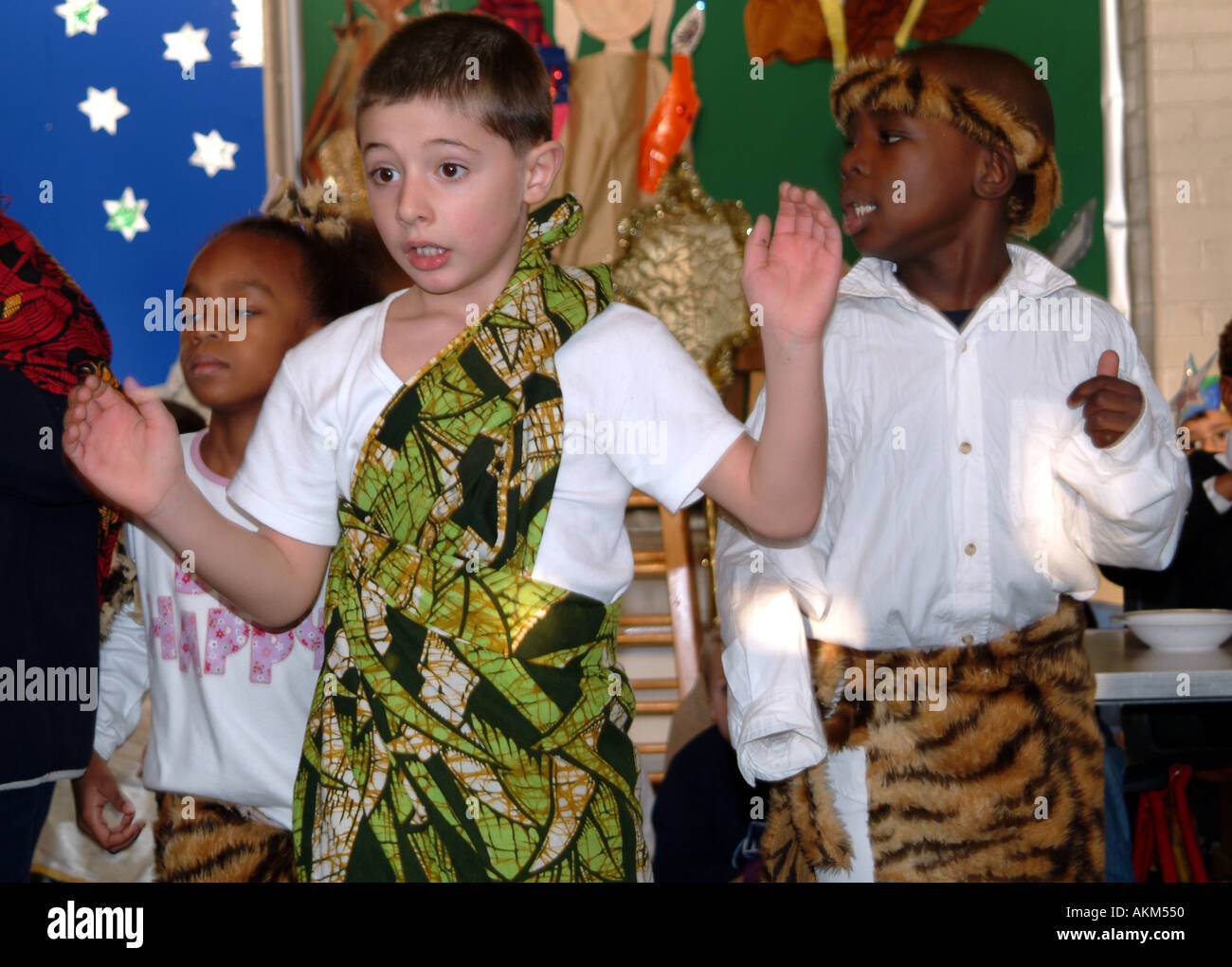 CHILDREN ARE ACTING IN THE SCHOOL PERFORMANCE Stock Photo - Alamy