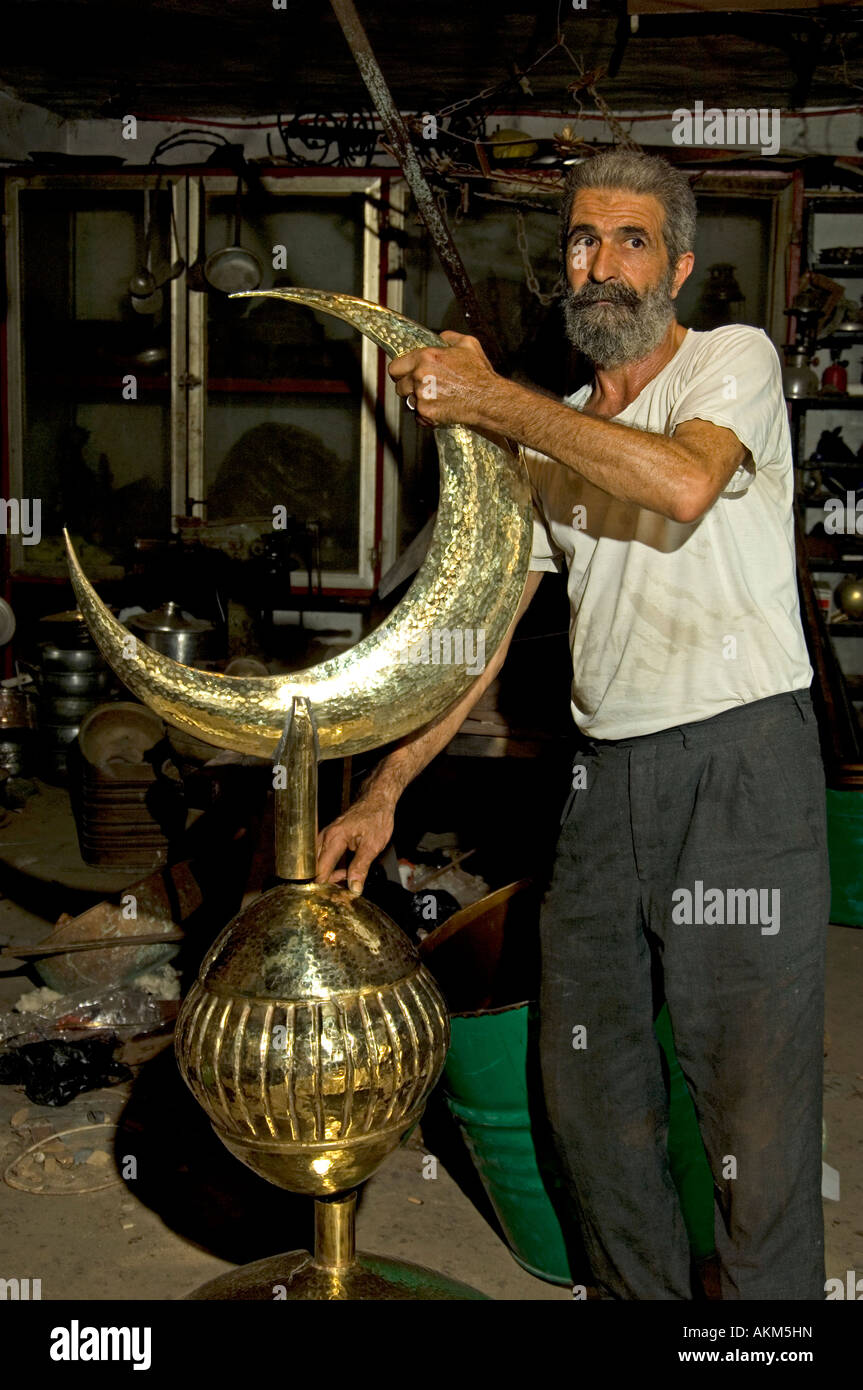 Crescent moon arabic islamic hi-res stock photography and images - Alamy