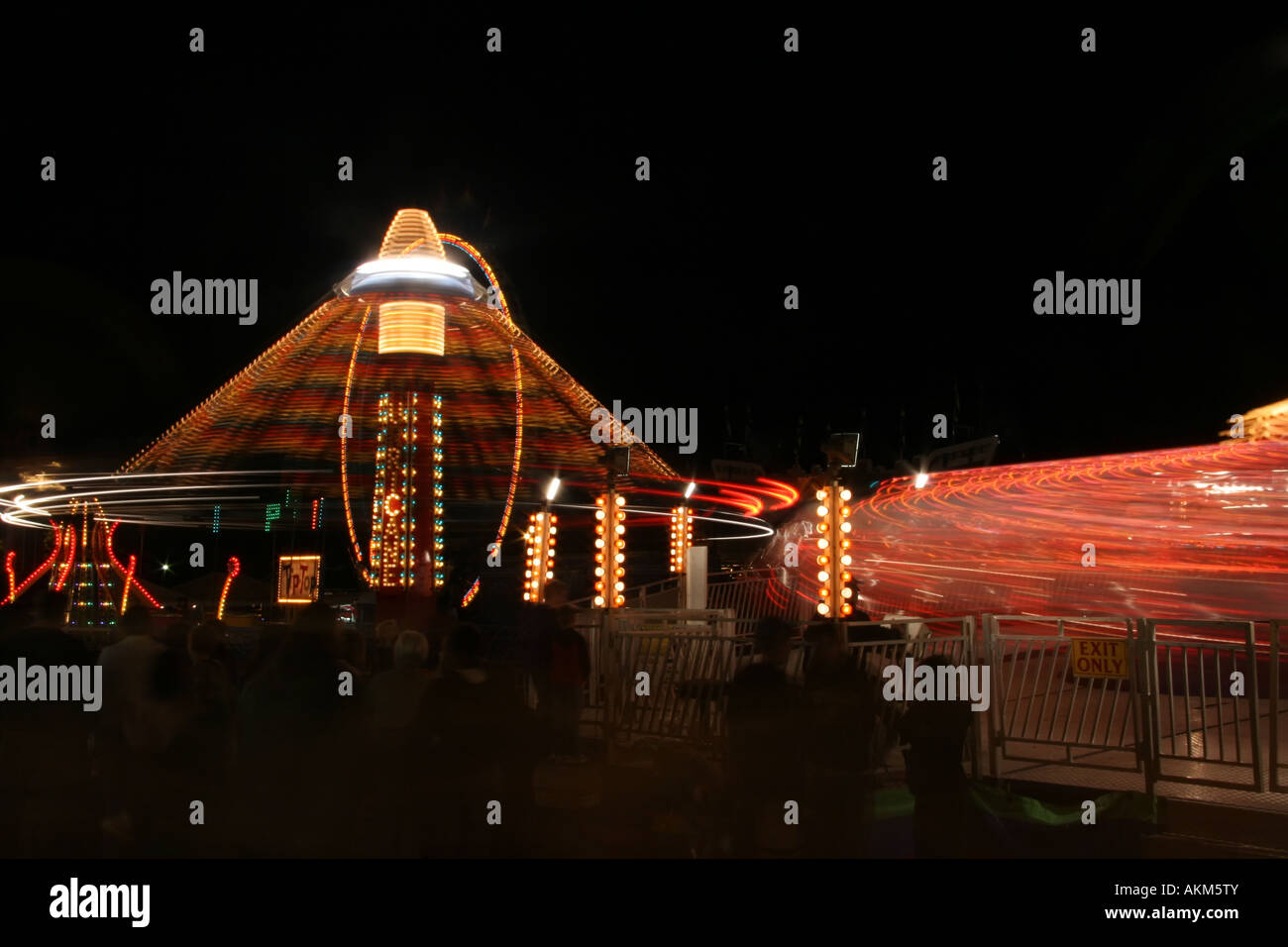 Carnival rides night canfield fair hi-res stock photography and images ...