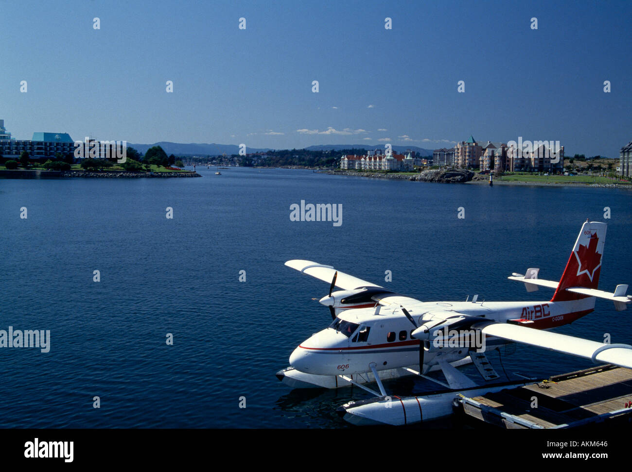Floatplane victoria canada hi-res stock photography and images - Alamy