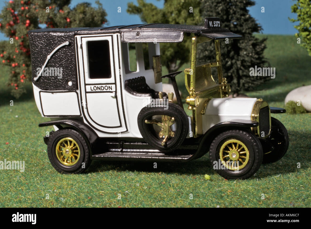 Oldtimer Car model Unic Taxi 1907 01 Stock Photo - Alamy