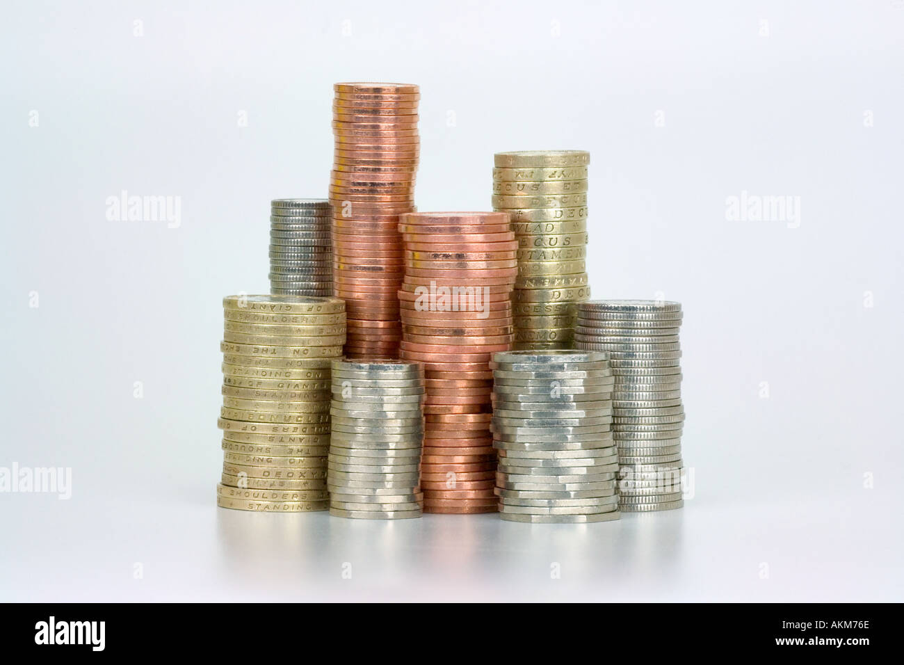 Stack 5p coins hi-res stock photography and images - Alamy