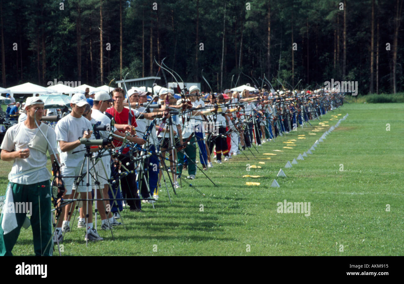 Row archery targets hi-res stock photography and images - Alamy