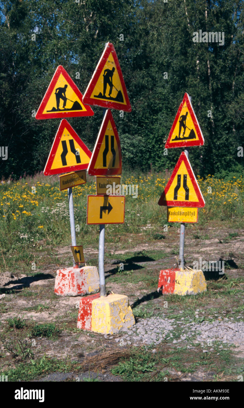 Traffic signs men work no hi-res stock photography and images - Alamy