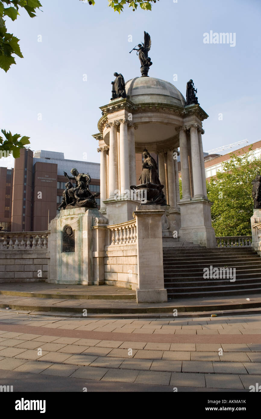 Victoria Memorial in Derby Square in central Liverpool, England Stock ...