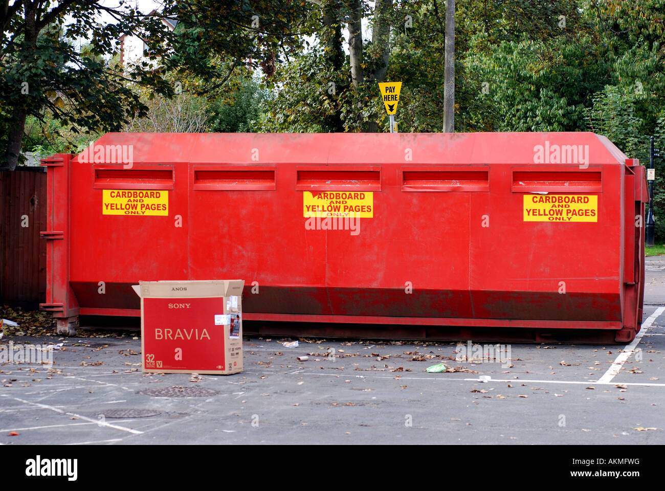 Centre pages hi-res stock photography and images - Alamy