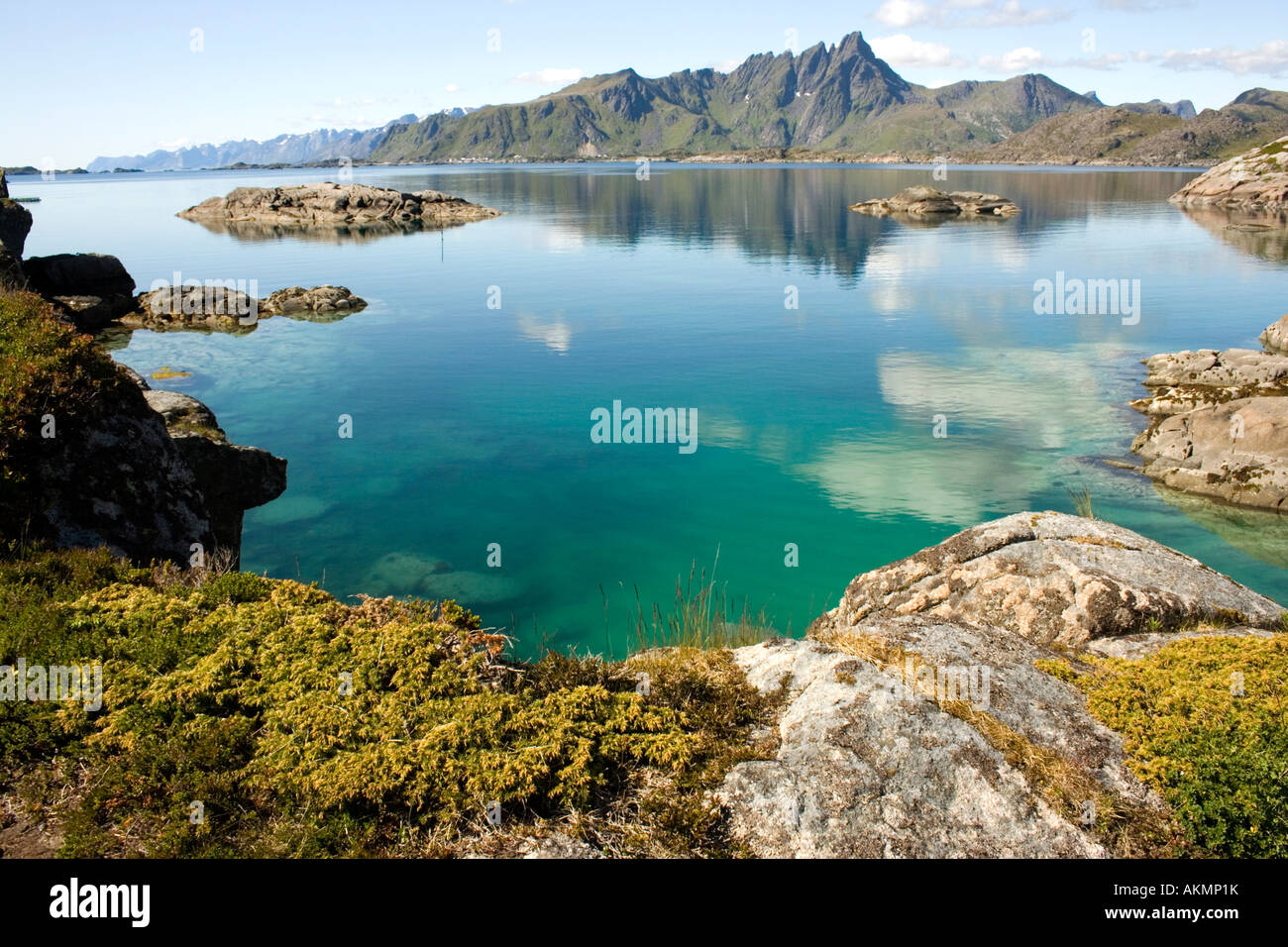 Tourquoise wall hi-res stock photography and images - Alamy