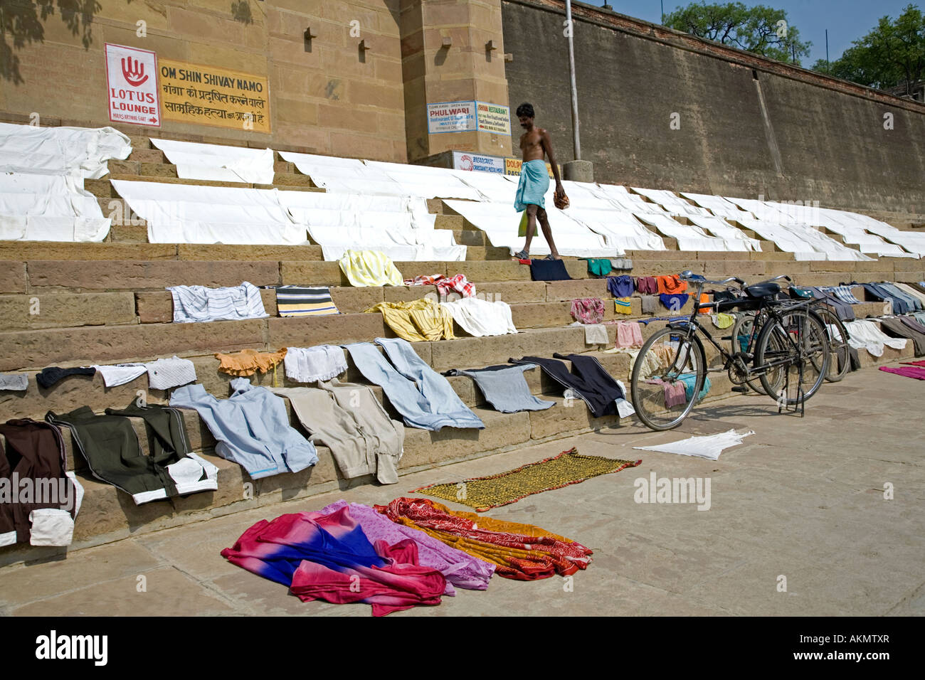 Drying the laundry. Anandmayee Ghat. Ganges river. Varanasi. India ...