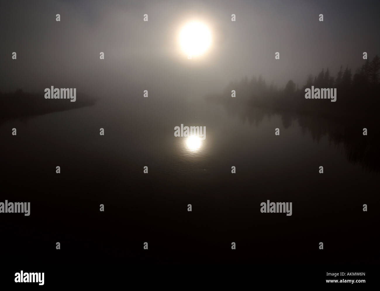 Sun reflection off the water hi-res stock photography and images - Alamy