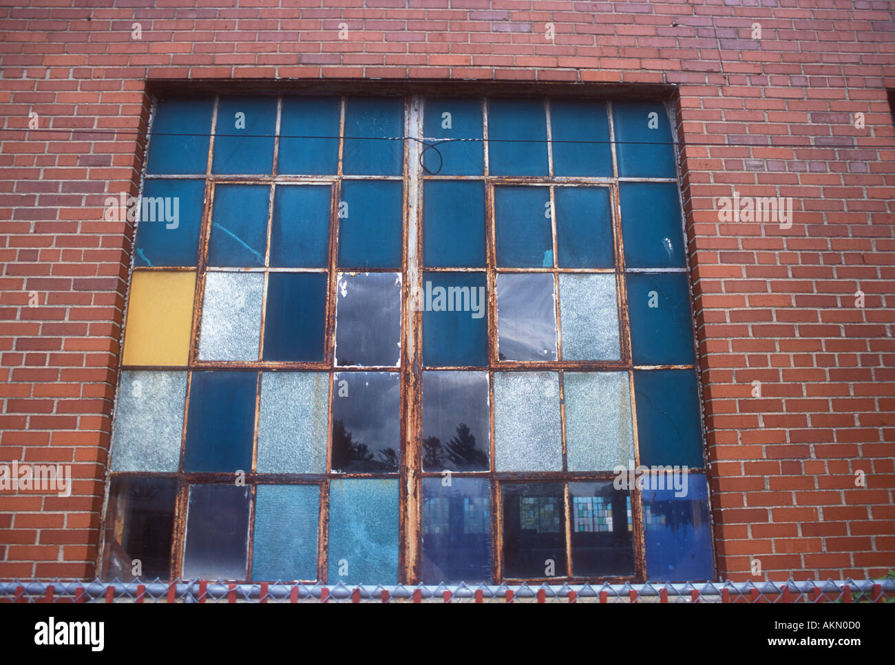 Needs windows hi-res stock photography and images - Alamy