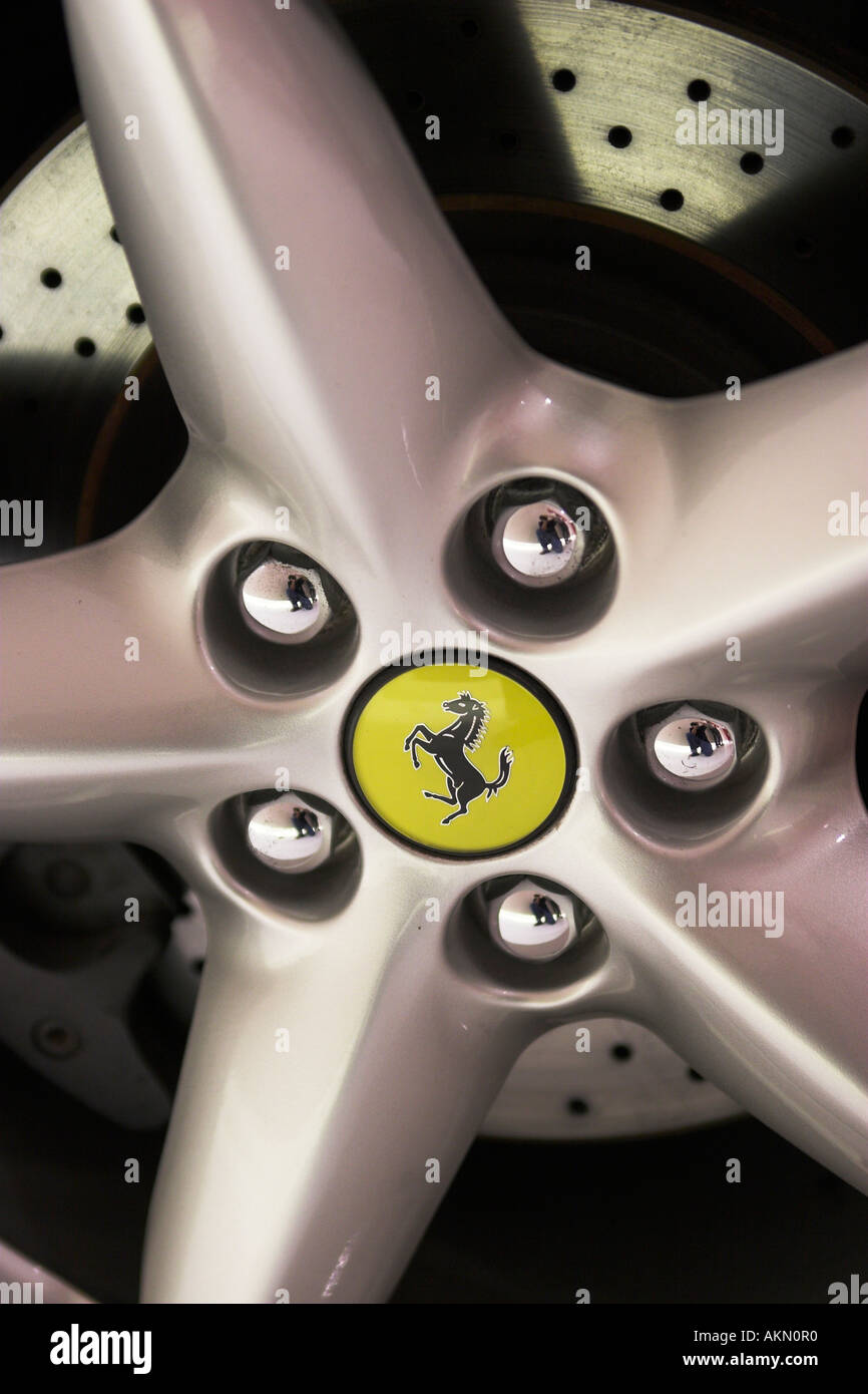 Ferrari wheel, brake disc and logo close up Stock Photo - Alamy